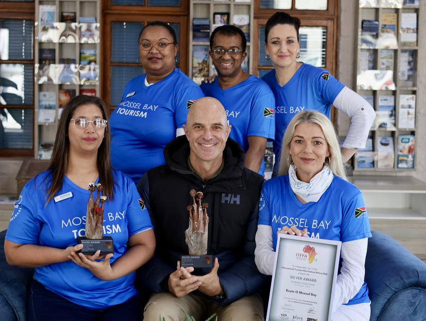#ICONIC Mossel Bay Tourism team rakes in double Silver Awards for fabulous ‘Route 12’ video at ...